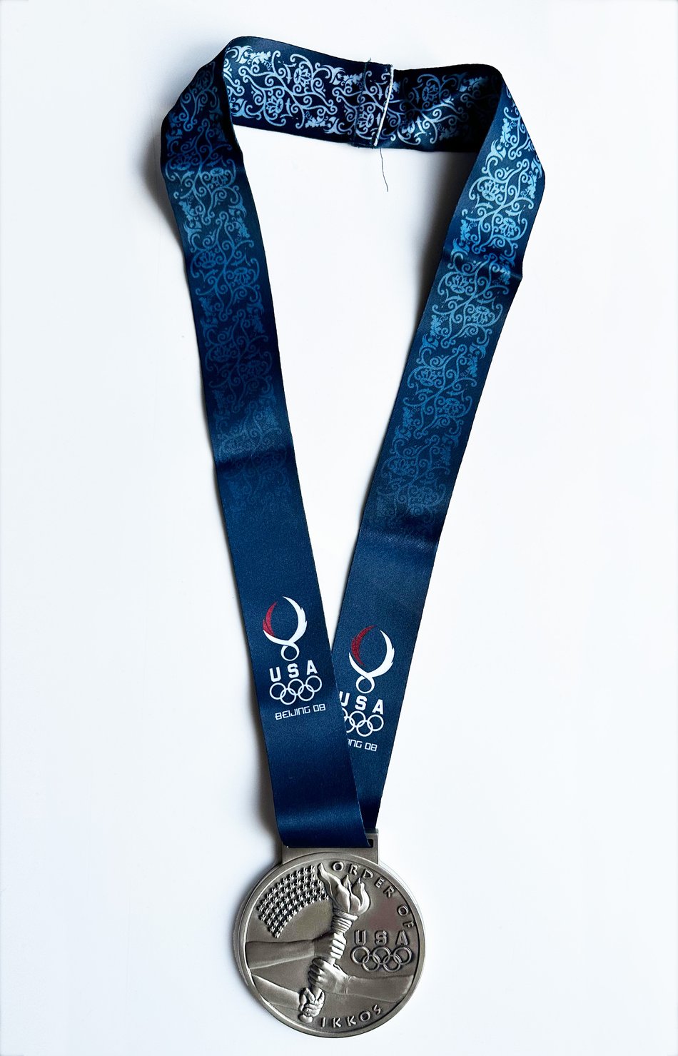 Photograph Medals to Accurately Replicate